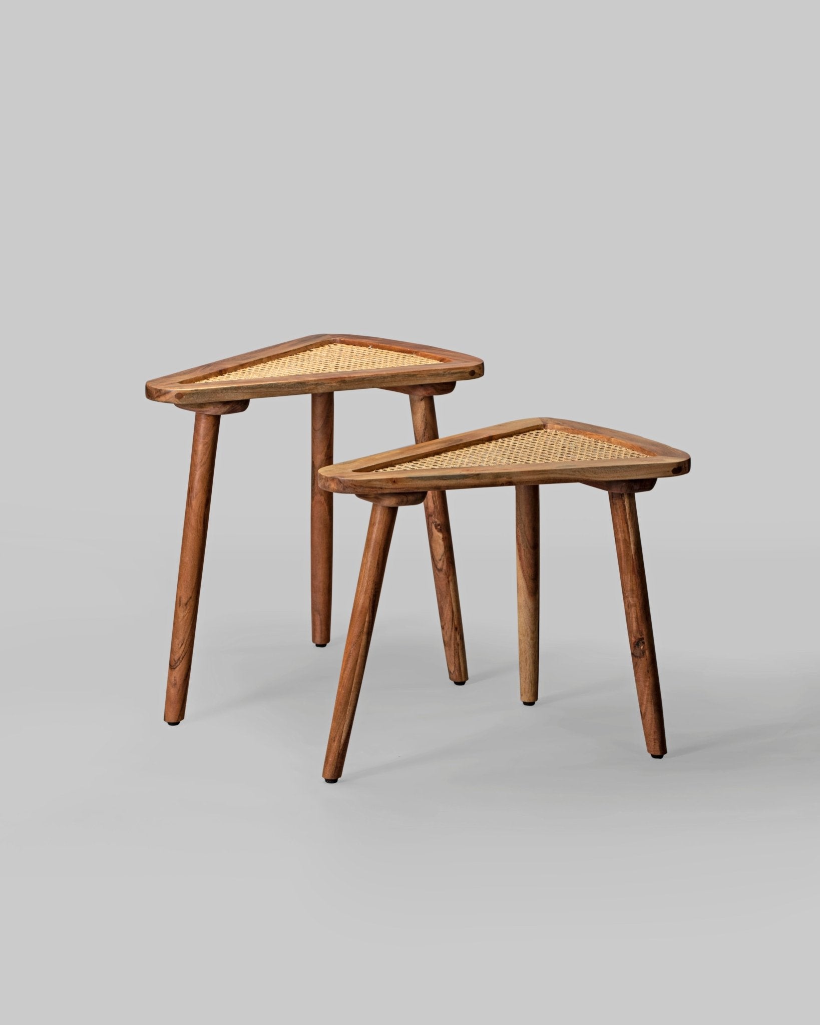 Sankaku Tables – Bareeki